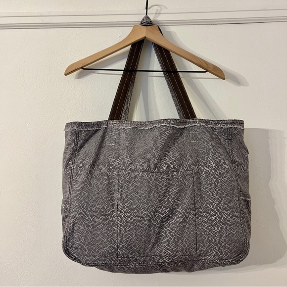 thirty-one | Bags | Thirty One Retro Metro Tote Grey With Small White ...